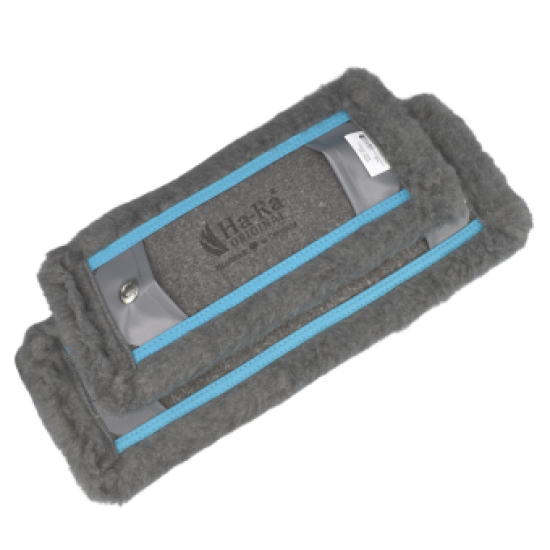 Hara droogdoek om stof mee te wissen